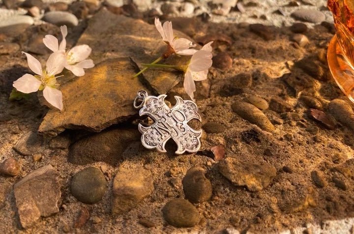 Notre-Dame Cross | Saint Liberty USA